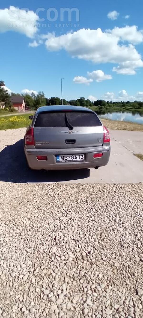 Pelēks Chrysler 300C 2007 Jēkabpils, ar dzinēja tilpumu 3.00 L un nobraukumu 309 tūkst. km par 2650 €, foto 4 vietnē AUTOMOTO.COM.LV