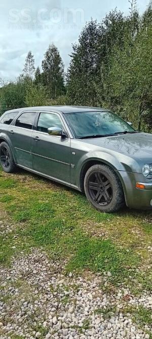 Pelēks Chrysler 300C 2007 Jēkabpils, ar dzinēja tilpumu 3.00 L un nobraukumu 309 tūkst. km par 2050 €, foto 3 vietnē AUTOMOTO.COM.LV