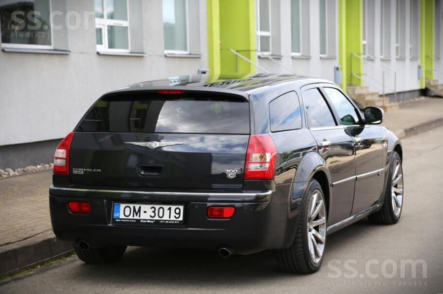 Pelēks Chrysler 300C 2010 Rīga, ar dzinēja tilpumu 3.00 L un nobraukumu 379 tūkst. km par 5495 €, foto 6 vietnē AUTOMOTO.COM.LV