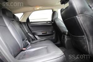 Pelēks Chrysler 300C 2010 Rīga, ar dzinēja tilpumu 3.00 L un nobraukumu 379 tūkst. km par 5495 €, foto 14 vietnē AUTOMOTO.COM.LV