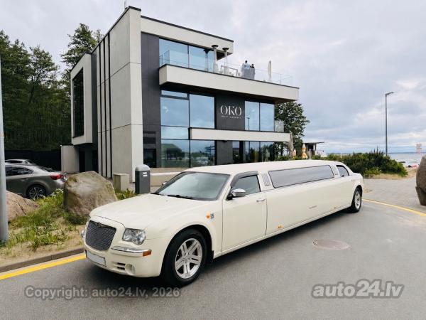 Крайслер 300C 2007 в Таллин, объемом двигателя 3.50 л и пробегом 97 тыс. км за 20000 €, фото 5 на AUTOMOTO.COM.LV