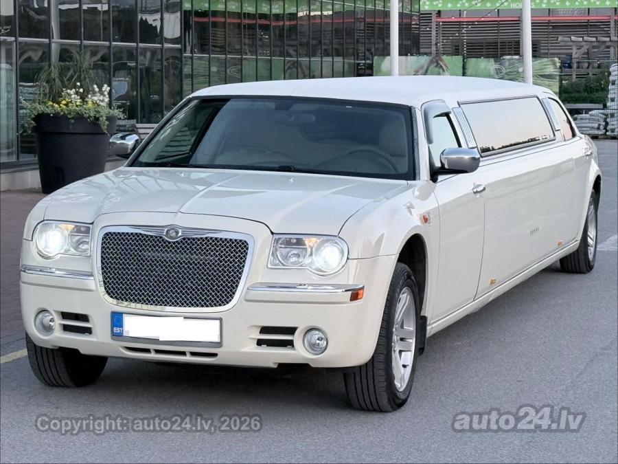 Chrysler 300C 2007 Tallina, ar dzinēja tilpumu 3.50 L un nobraukumu 97 tūkst. km par 20000 €, foto 11 vietnē AUTOMOTO.COM.LV