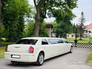 Chrysler 300C 2007 Tallina, ar dzinēja tilpumu 3.50 L un nobraukumu 97 tūkst. km par 20000 €, foto 13 vietnē AUTOMOTO.COM.LV