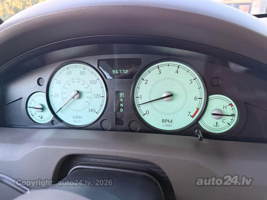 Chrysler 300C 2007 Tallina, ar dzinēja tilpumu 3.50 L un nobraukumu 97 tūkst. km par 20000 €, foto 14 vietnē AUTOMOTO.COM.LV
