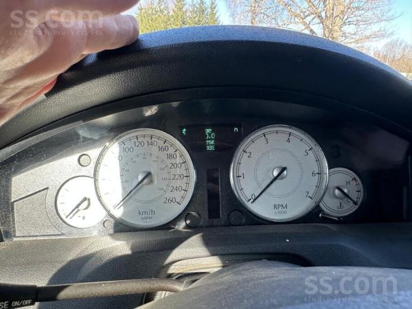Chrysler 300C 2004 Madona, ar dzinēja tilpumu 5.70 L un nobraukumu 153 tūkst. km par 3400 €, foto 10 vietnē AUTOMOTO.COM.LV