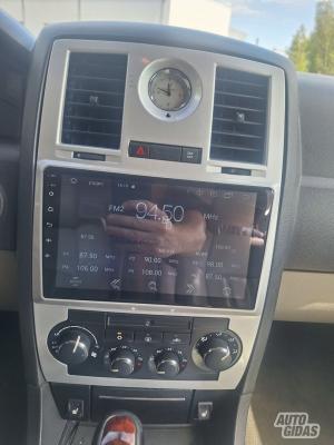 Chrysler 300C 2004 Telšiai, ar dzinēja tilpumu 3.50 L un nobraukumu 254 tūkst. km par 1500 €, foto 14 vietnē AUTOMOTO.COM.LV