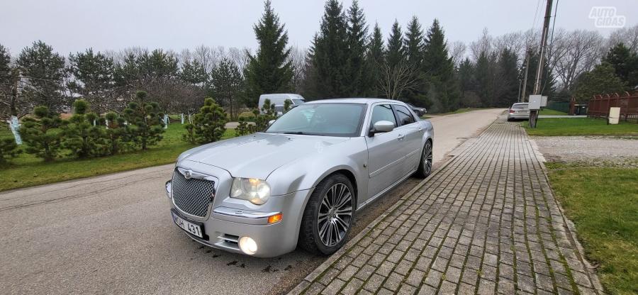 Chrysler 300C 2005 in Klaipeda, with an engine capacity of 3.50 L and mileage of 203 thousand km for 3100 €, photo 7 on AUTOMOTO.COM.LV