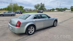 Chrysler 300C 2005 Rīga, ar dzinēja tilpumu 3.50 L un nobraukumu 187 tūkst. km par 3250 €, foto 5 vietnē AUTOMOTO.COM.LV