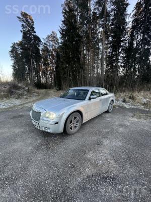 Крайслер 300C 2006 в Салдус, объемом двигателя 3.00 л и пробегом 317 тыс. км за 3400 €, фото  на AUTOMOTO.COM.LV