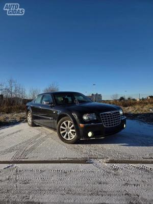 Chrysler 300C 2007 in Vilnius, with an engine capacity of 5.70 L and mileage of 147 thousand km for 5700 €, photo 2 on AUTOMOTO.COM.LV