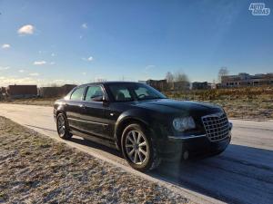 Chrysler 300C 2007 in Vilnius, with an engine capacity of 5.70 L and mileage of 147 thousand km for 5700 €, photo 3 on AUTOMOTO.COM.LV