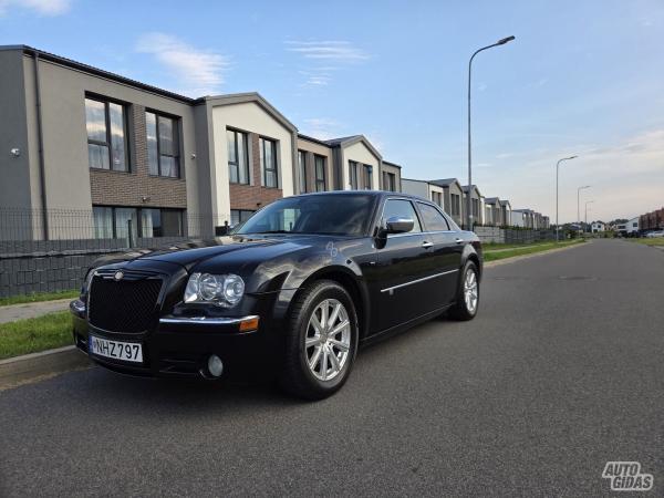 Chrysler 300C 2007 in Vilnius, with an engine capacity of 5.70 L and mileage of 158 thousand km for 6200 €, photo 1 on AUTOMOTO.COM.LV