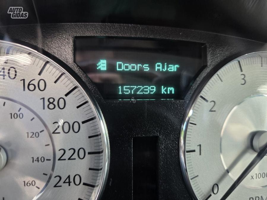 Крайслер 300C 2007 в Вильнюс, объемом двигателя 5.70 л и пробегом 158 тыс. км за 6200 €, фото 11 на AUTOMOTO.COM.LV