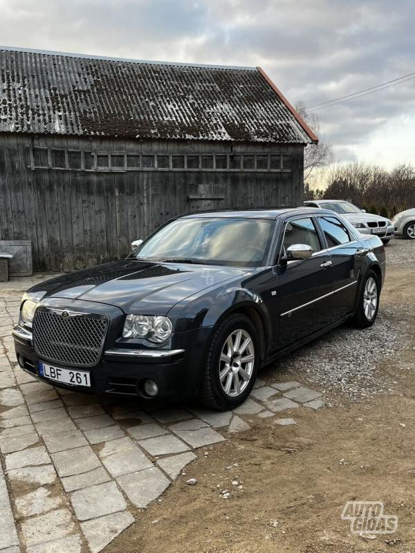 Chrysler 300C 2008 Kelmė, ar dzinēja tilpumu 3.00 L un nobraukumu 256 tūkst. km par 3300 €, foto 3 vietnē AUTOMOTO.COM.LV