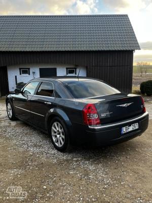 Chrysler 300C 2008 Kelmė, ar dzinēja tilpumu 3.00 L un nobraukumu 256 tūkst. km par 3300 €, foto 4 vietnē AUTOMOTO.COM.LV