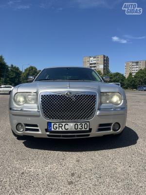 Крайслер 300C 2009 в Вильнюс, объемом двигателя 3.00 л и пробегом 302 тыс. км за 1750 €, фото 4 на AUTOMOTO.COM.LV