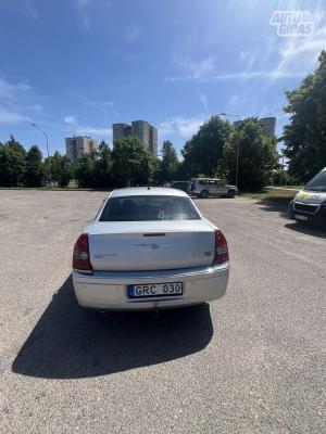 Крайслер 300C 2009 в Вильнюс, объемом двигателя 3.00 л и пробегом 302 тыс. км за 1750 €, фото 9 на AUTOMOTO.COM.LV