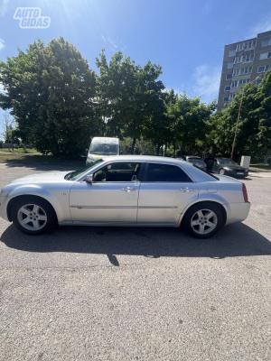 Крайслер 300C 2009 в Вильнюс, объемом двигателя 3.00 л и пробегом 302 тыс. км за 1750 €, фото 12 на AUTOMOTO.COM.LV