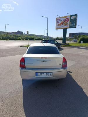 Крайслер 300C 2010 в Каунас, объемом двигателя 2.70 л и пробегом 275 тыс. км за 2500 €, фото 5 на AUTOMOTO.COM.LV
