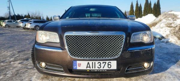 Chrysler 300C 2012 in Palanga, with an engine capacity of 3.60 L and mileage of 357 thousand km for 6200 €, photo 1 on AUTOMOTO.COM.LV