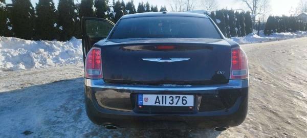 Chrysler 300C 2012 in Palanga, with an engine capacity of 3.60 L and mileage of 357 thousand km for 6200 €, photo 2 on AUTOMOTO.COM.LV