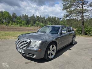 Chrysler 300C 2005 in Varena, with an engine capacity of 3.00 L and mileage of 520 thousand km for 1750 €, photo 4 on AUTOMOTO.COM.LV