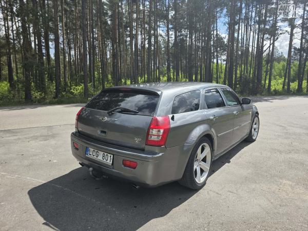 Chrysler 300C 2005 in Varena, with an engine capacity of 3.00 L and mileage of 520 thousand km for 1750 €, photo 7 on AUTOMOTO.COM.LV