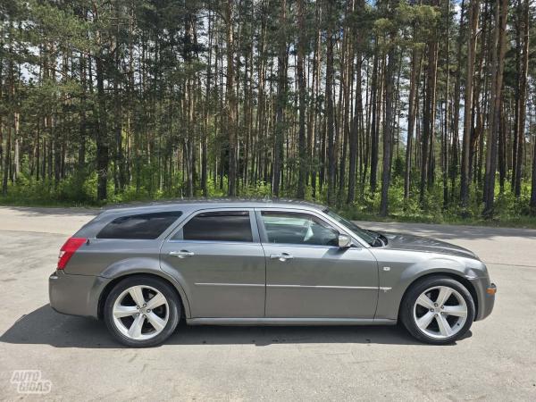 Chrysler 300C 2005 in Varena, with an engine capacity of 3.00 L and mileage of 520 thousand km for 1750 €, photo 8 on AUTOMOTO.COM.LV