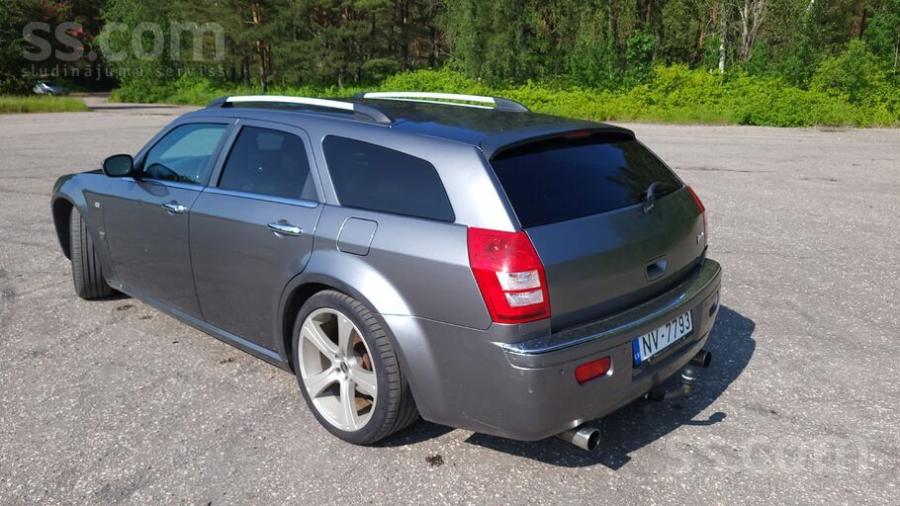 Chrysler 300C 2007 in Jurmala, with an engine capacity of 3.00 L and mileage of 281 thousand km for 4300 €, photo 6 on AUTOMOTO.COM.LV