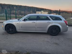 Chrysler 300C 2008 in Vilnius, with an engine capacity of 3.00 L and mileage of 285 thousand km for 3200 €, photo 4 on AUTOMOTO.COM.LV