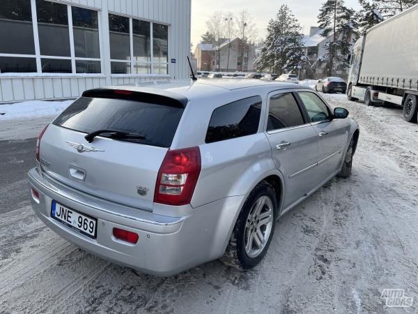 Chrysler 300C 2009 in Varena, with an engine capacity of 3.00 L and mileage of 300 thousand km for 2400 €, photo 6 on AUTOMOTO.COM.LV
