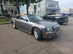 Chrysler 300C 2010 Rīga, ar dzinēja tilpumu 3.00 L un nobraukumu 235 tūkst. km par 5600 €, foto 3 vietnē AUTOMOTO.COM.LV