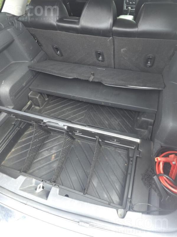 Chrysler 300C 2010 in Riga, with an engine capacity of 3.00 L and mileage of 235 thousand km for 5600 €, photo 10 on AUTOMOTO.COM.LV