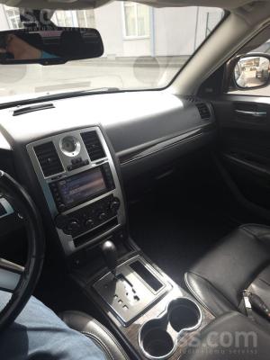Chrysler 300C 2010 Rīga, ar dzinēja tilpumu 3.00 L un nobraukumu 235 tūkst. km par 5600 €, foto 15 vietnē AUTOMOTO.COM.LV