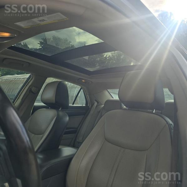 Белый Крайслер 300C 2012 в Рига, объемом двигателя 3.00 л и пробегом 205 тыс. км за 3650 €, фото 11 на AUTOMOTO.COM.LV