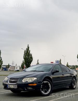 Black Chrysler 300M 1999 in Riga, with an engine capacity of 3.50 L and mileage of 327 thousand km for 700 €, photo 1 on AUTOMOTO.COM.LV