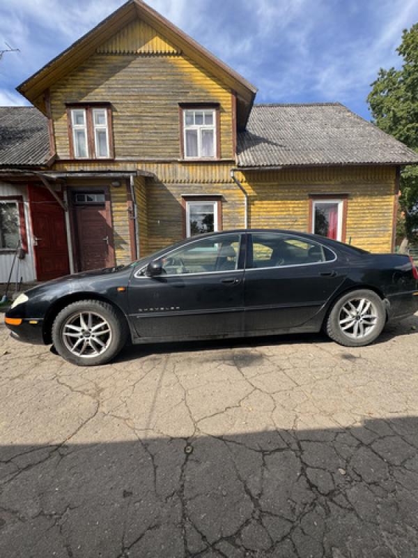 Melns Chrysler 300M 2001 Tallina, ar dzinēja tilpumu 3.50 L un nobraukumu 224 tūkst. km par 2900 €, foto 5 vietnē AUTOMOTO.COM.LV