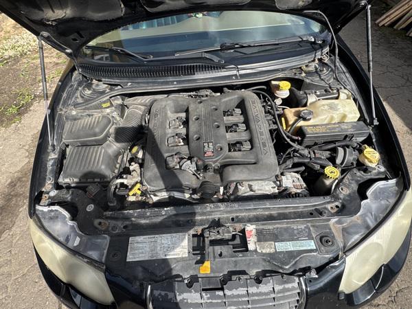 Melns Chrysler 300M 2001 Tallina, ar dzinēja tilpumu 3.50 L un nobraukumu 224 tūkst. km par 2900 €, foto 9 vietnē AUTOMOTO.COM.LV