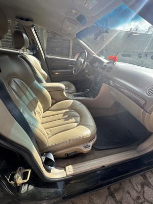 Melns Chrysler 300M 2001 Tallina, ar dzinēja tilpumu 3.50 L un nobraukumu 224 tūkst. km par 2900 €, foto 10 vietnē AUTOMOTO.COM.LV