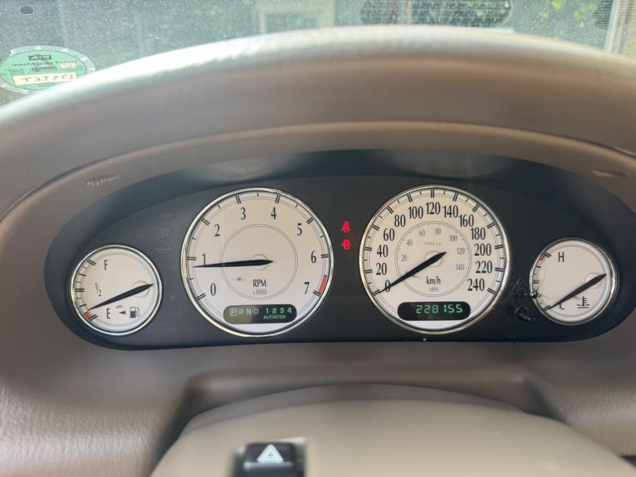 Melns Chrysler 300M 2001 Tallina, ar dzinēja tilpumu 3.50 L un nobraukumu 224 tūkst. km par 2900 €, foto 20 vietnē AUTOMOTO.COM.LV