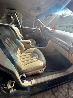 Melns Chrysler 300M 2001 Tallina, ar dzinēja tilpumu 3.50 L un nobraukumu 224 tūkst. km par 2900 €, foto 22 vietnē AUTOMOTO.COM.LV