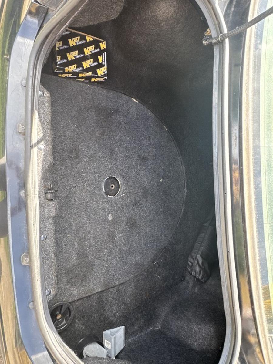 Melns Chrysler 300M 2001 Tallina, ar dzinēja tilpumu 3.50 L un nobraukumu 224 tūkst. km par 2900 €, foto 25 vietnē AUTOMOTO.COM.LV