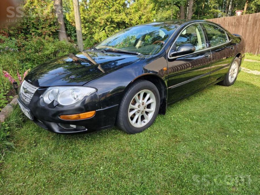 Melns Chrysler 300M 2003 Rīga, ar dzinēja tilpumu 3.50 L un nobraukumu 150 tūkst. km par 450 €, foto 3 vietnē AUTOMOTO.COM.LV