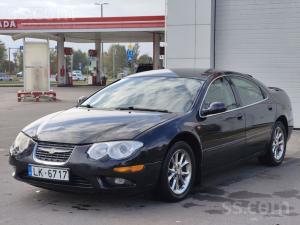 Черный Крайслер 300М 2003 в Рига, объемом двигателя 3.50 л и пробегом 0 тыс. км за 2350 €, фото  на AUTOMOTO.COM.LV