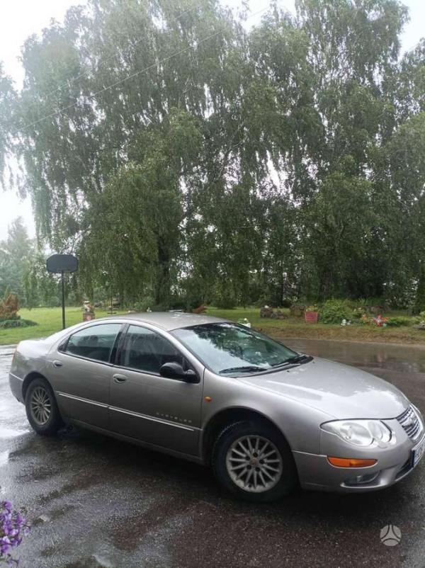 Grey Chrysler 300M 1999 in Siauliai, with an engine capacity of 2.70 L and mileage of 263 thousand km for 700 €, photo 1 on AUTOMOTO.COM.LV
