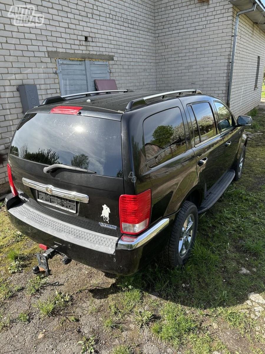 Chrysler Aspen 2009 in Alytus, with an engine capacity of 5.70 L and mileage of 210 thousand km for 3500 €, photo 4 on AUTOMOTO.COM.LV
