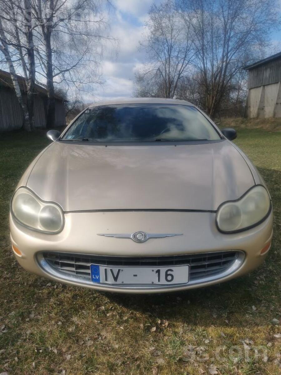 Chrysler Concorde 1999 in Daugavpils, with an engine capacity of 3.20 L and mileage of 215 thousand km for 950 €, photo 1 on AUTOMOTO.COM.LV