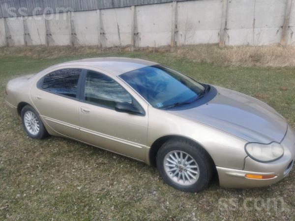 Chrysler Concorde 1999 Daugavpils, ar dzinēja tilpumu 3.20 L un nobraukumu 215 tūkst. km par 950 €, foto 4 vietnē AUTOMOTO.COM.LV