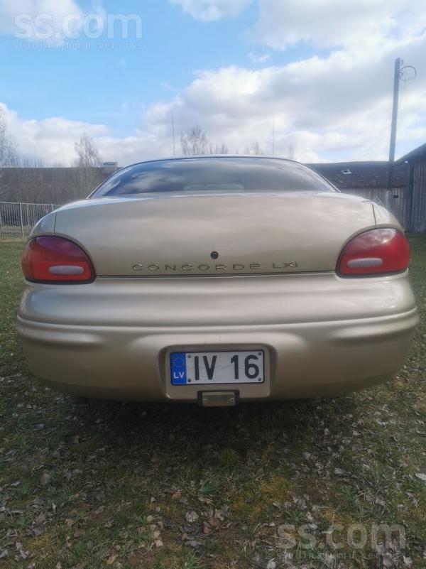 Chrysler Concorde 1999 Daugavpils, ar dzinēja tilpumu 3.20 L un nobraukumu 215 tūkst. km par 950 €, foto 9 vietnē AUTOMOTO.COM.LV