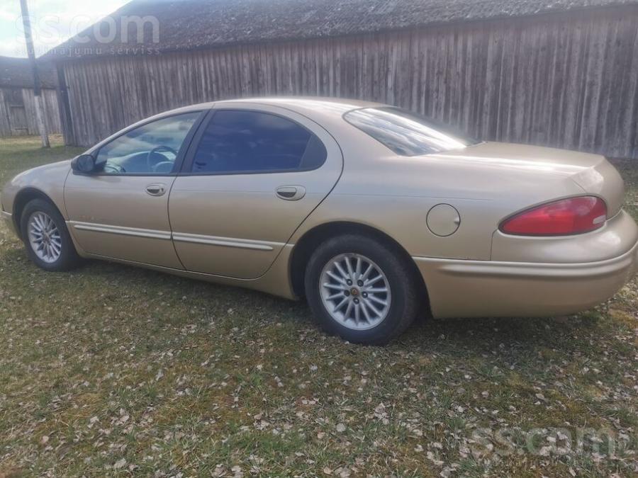 Chrysler Concorde 1999 in Daugavpils, with an engine capacity of 3.20 L and mileage of 215 thousand km for 950 €, photo 12 on AUTOMOTO.COM.LV